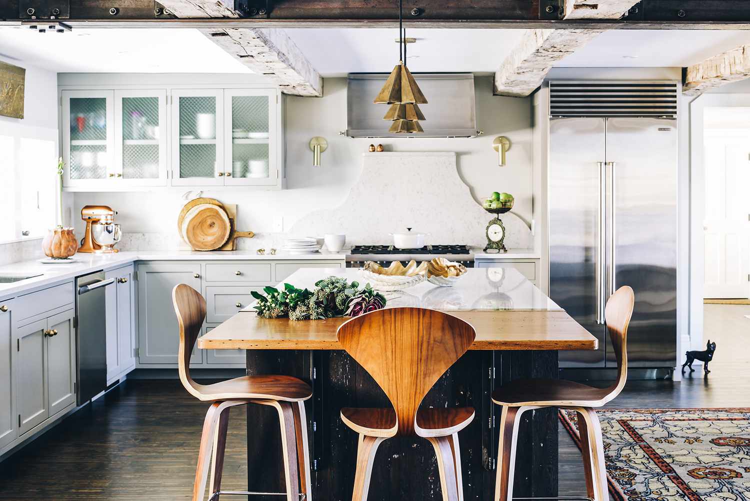 8 Beautiful Materials That Make Your Kitchen Feel Like Home